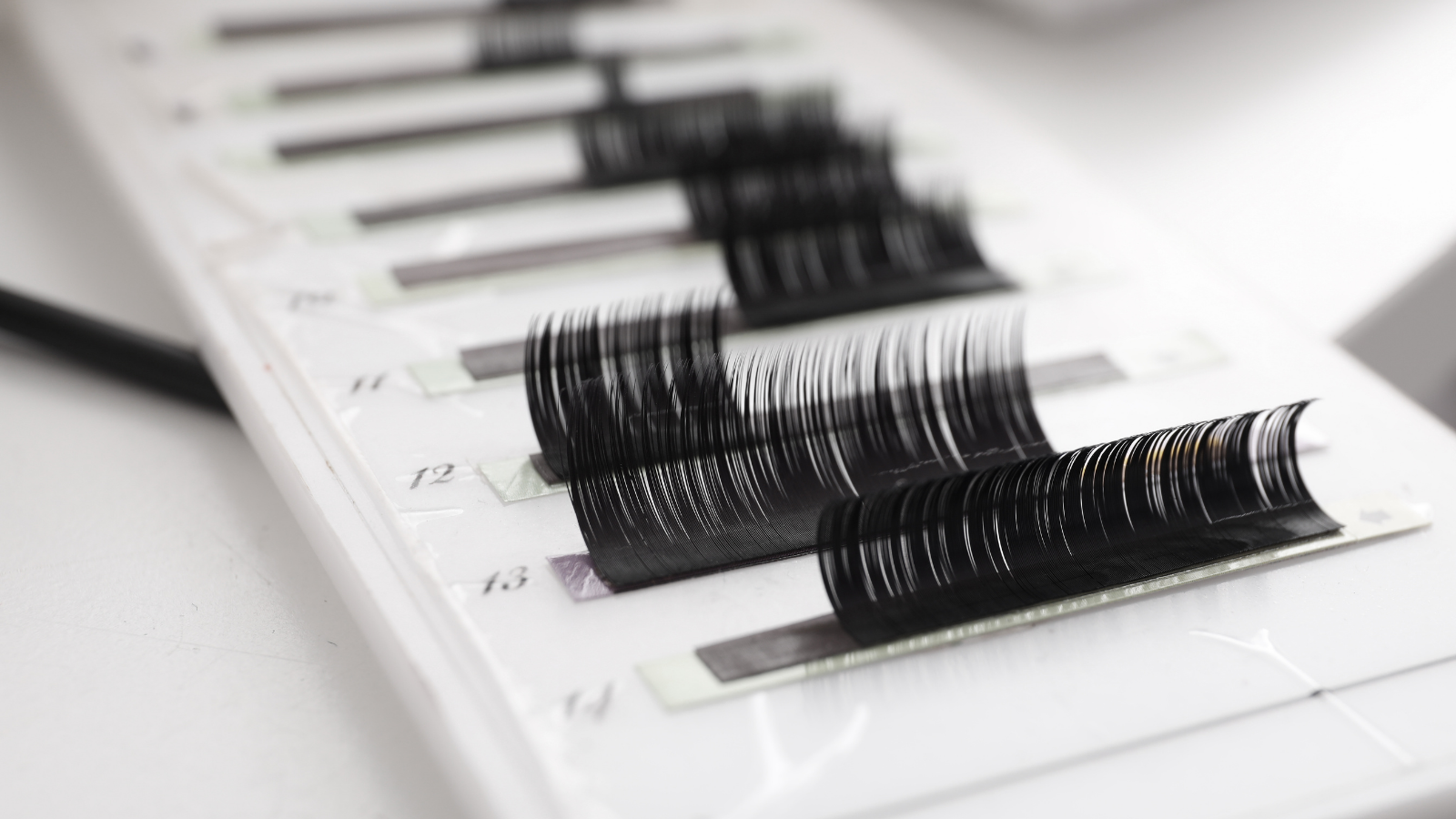How To Start An Eyelash Business (A Step By Step Guide) - My Worthy Penny