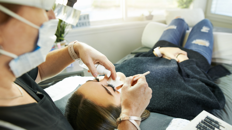 How To Start An Eyelash Business (A Step By Step Guide) - My Worthy Penny